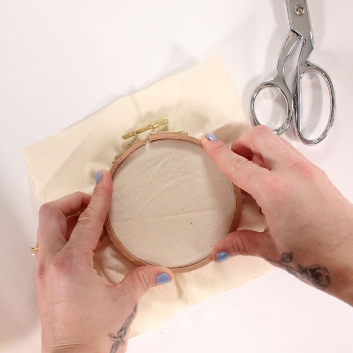 How to Use An Embroidery Hoop: The Key to Effortless Stitching