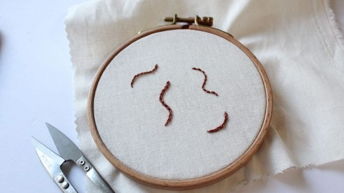 How To Embroider Curved Lines Neatly And Smoothly