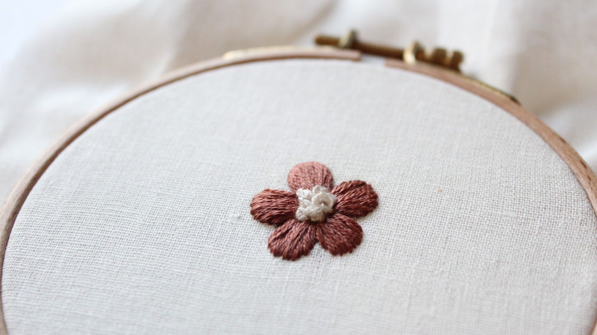 5 Easy Embroidery Flowers You Can Learn Today
