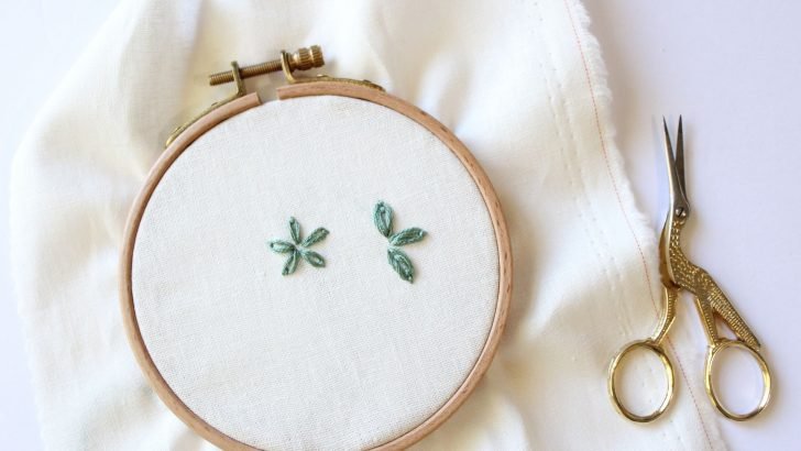 5 Easy Embroidery Flowers You Can Learn Today
