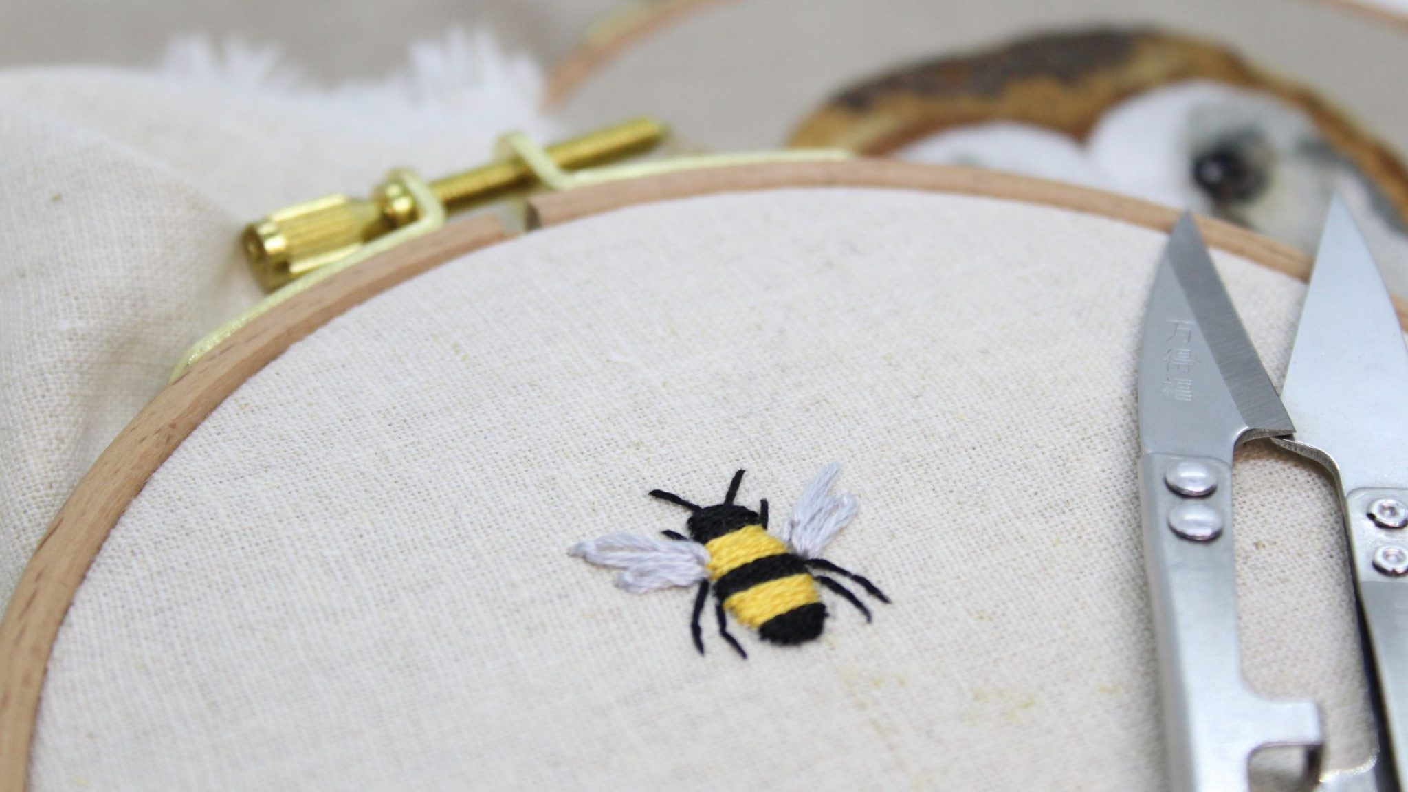 How To Embroider A Bee