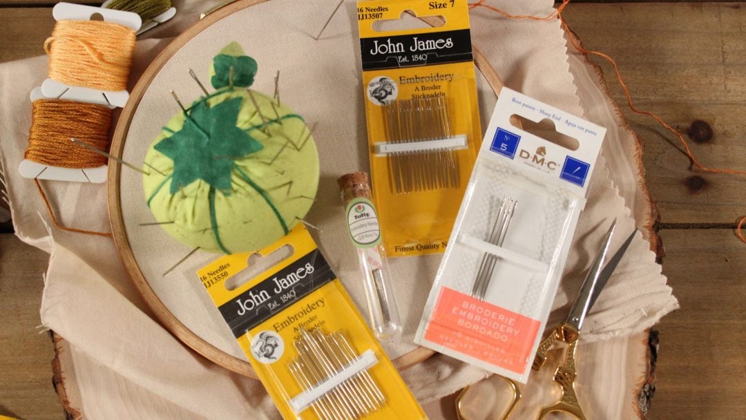Hand Embroidery Needle Sizes Explained [With Needle Size Chart]