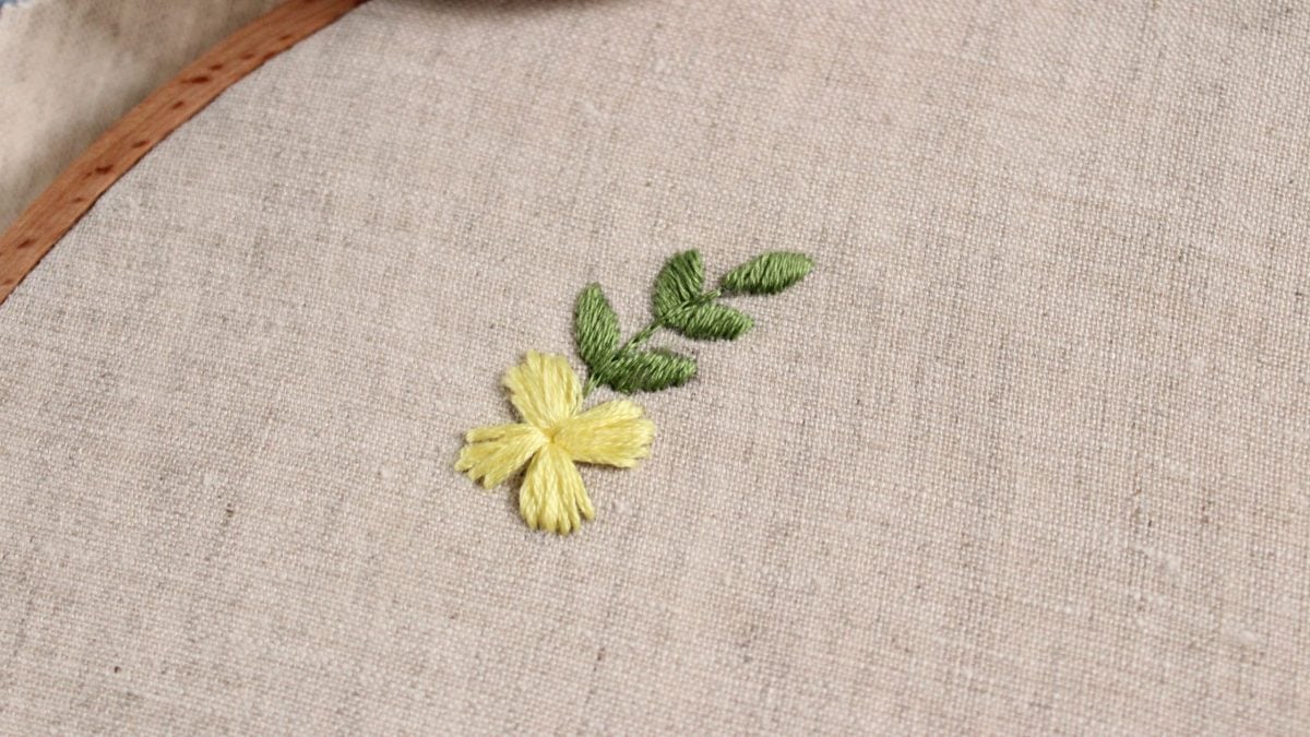 17 Easy Embroidery Stitches for Creating Gorgeous Flowers