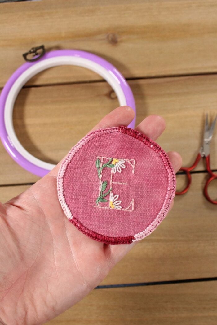 How to Embroider Hearts [5 Different Ways]