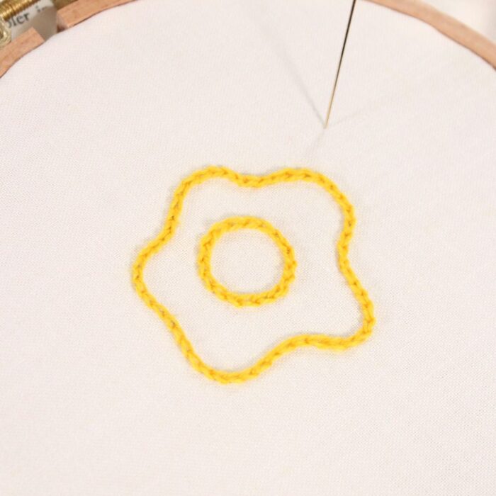 How to Do a Perfect Backstitch (+2 Easy Decorative Variations)